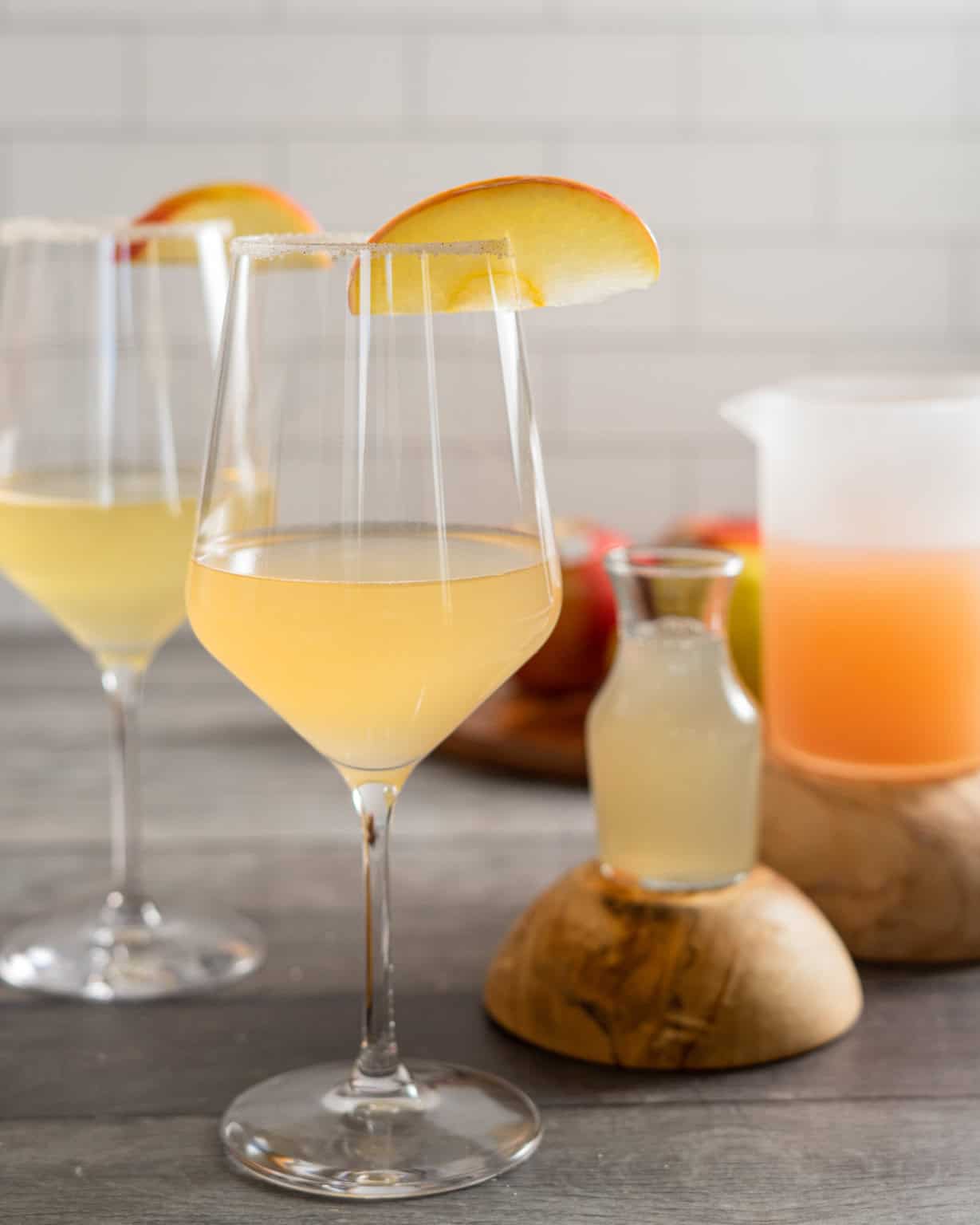 Ideas to Upgrade Your Brunch Mimosas | Stemilt Growers